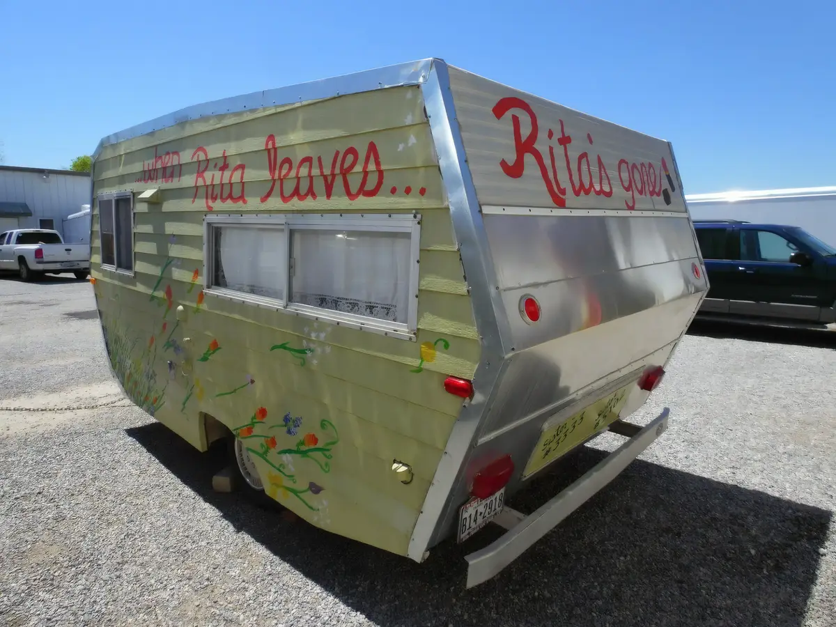 1968 13′ Travel Trailer - Texoma Classics